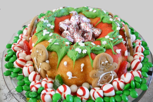 gingerbread-man-cake | The Painted Apron