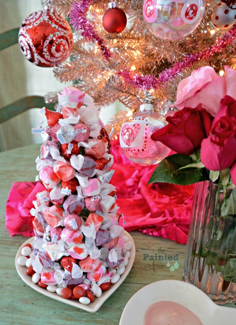 Valentine tree details | The Painted Apron