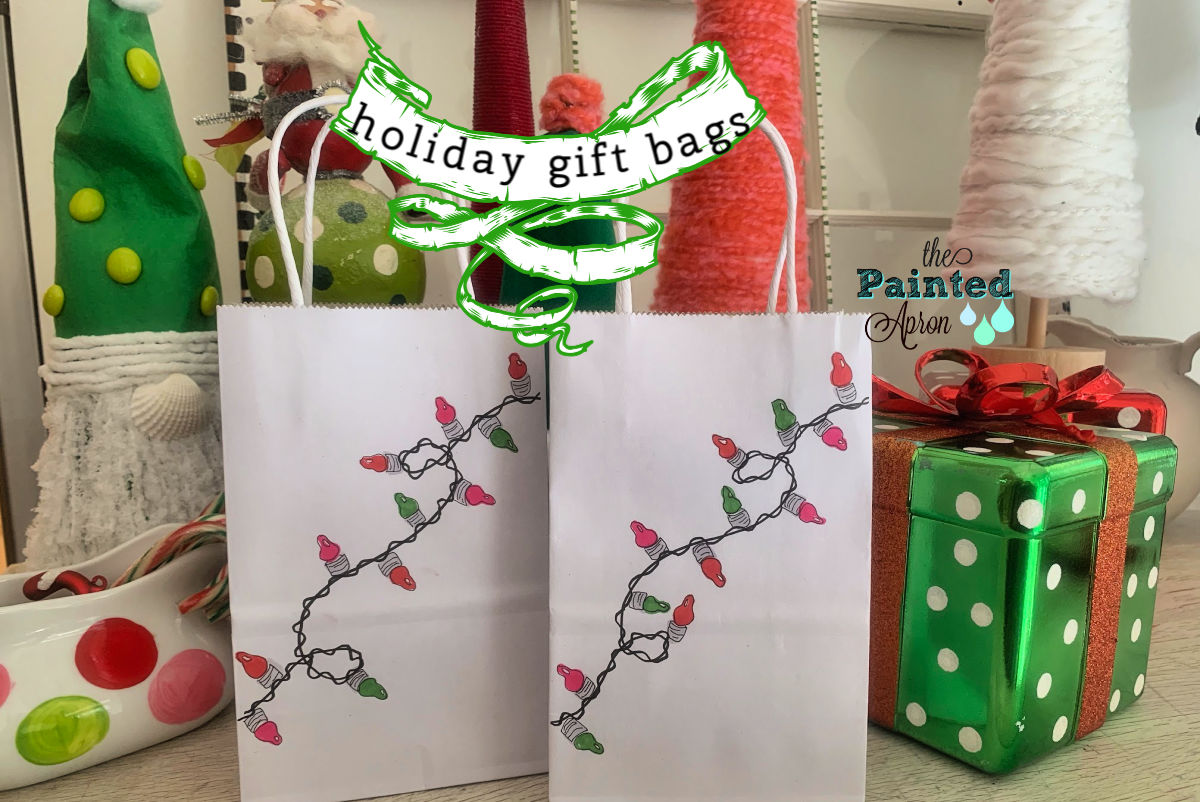 Christmas lights gift bags | The Painted Apron