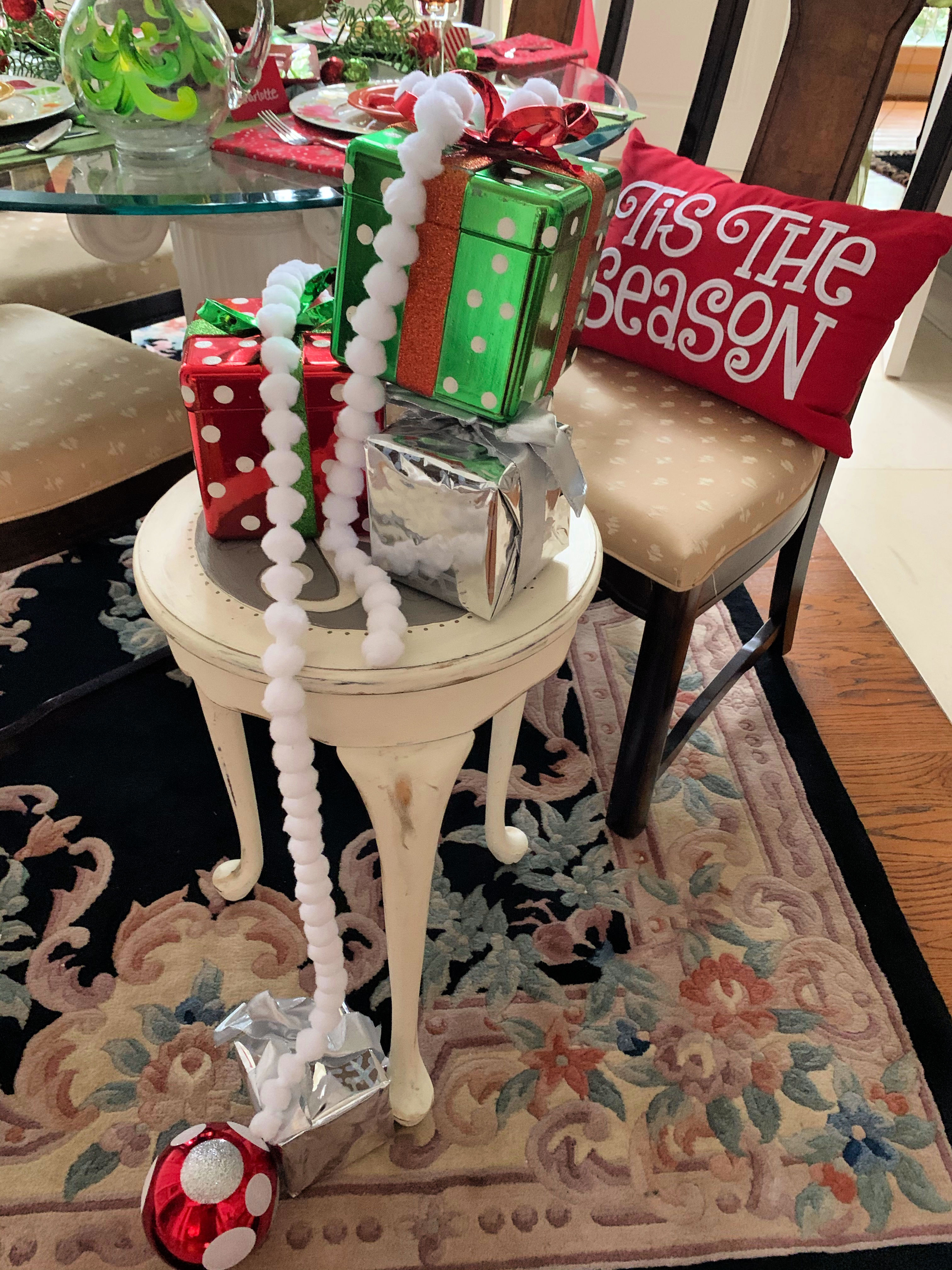 present table | The Painted Apron